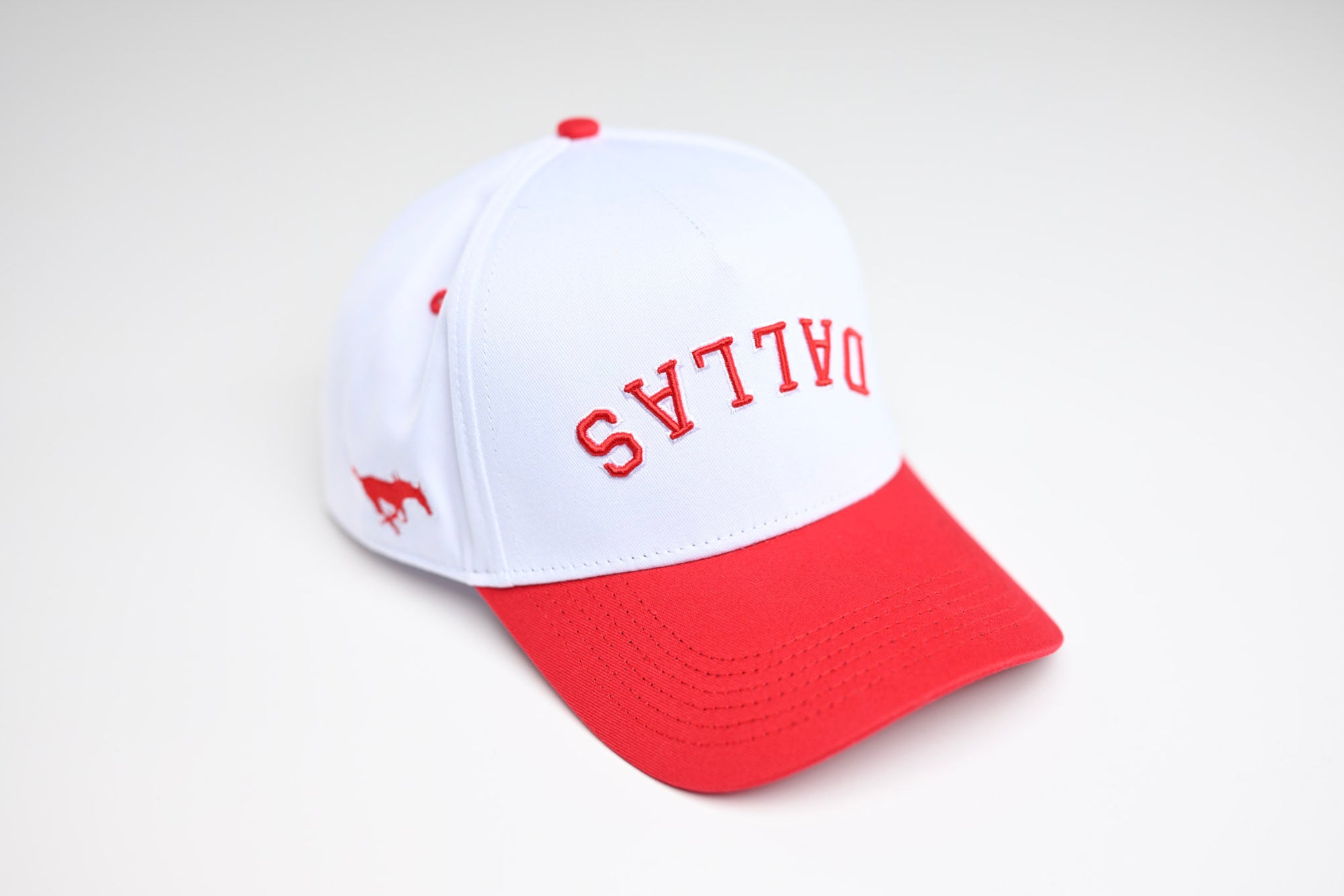 SMU x TRUE BRVND - RED / WHITE